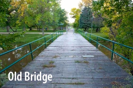 La Ville de Sainte-Anne au Manitoba remplace le bien connu pont Émile ...